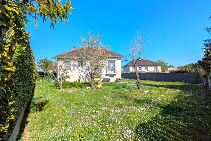 Maison à vendre - Quetigny - 5 pièces - 3 chambres