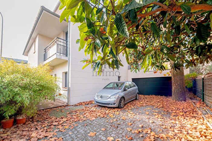 Maison à vendre - Bois-Colombes, Jean Jaurès - 8 pièces - 4 chambres