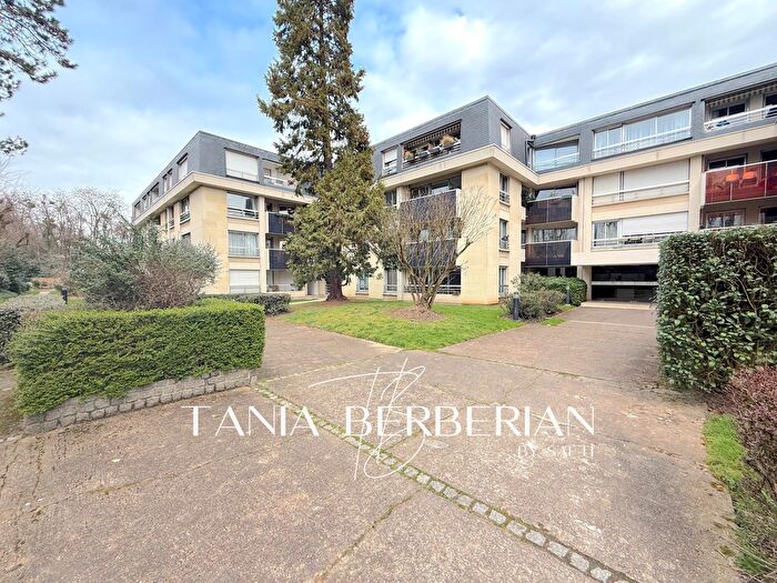 Appartement à vendre - Versailles, Porchefontaine - 4 pièces - 2 chambres