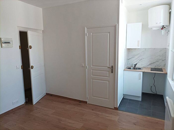 Appartement à louer - Sanitas-Rotonde, Tours - 1 pièce