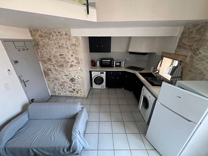 Appartement 1 pièce à louer à Gambetta, Nîmes