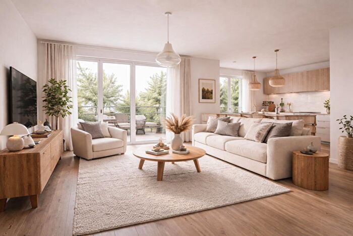 Appartement 4 pièces à Issy-les-Moulineaux, Les Epinettes, Le Fort, Les Hauts dIssy, à vendre