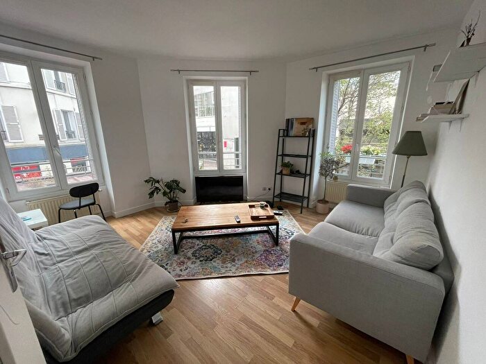 Appartement à louer - Henri Barbusse, Levallois-Perret - 5 pièces - 3 chambres