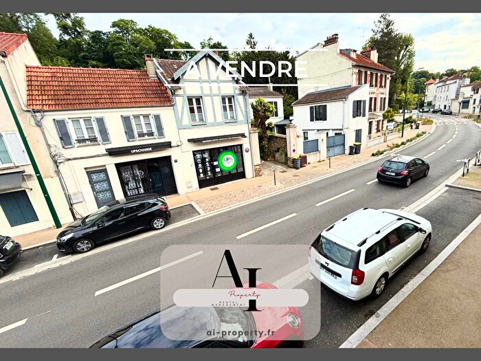 Appartement 7 pièces à Ville-dAvray, à vendre