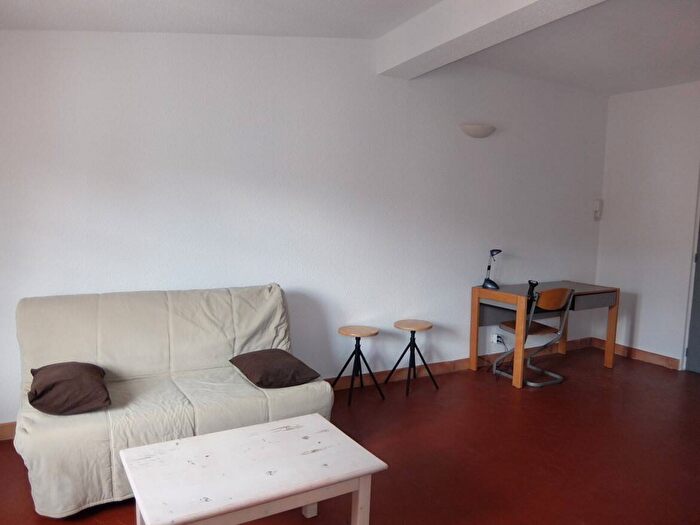 Appartement à louer - Centre Ville, Aix-en-Provence - 1 pièce