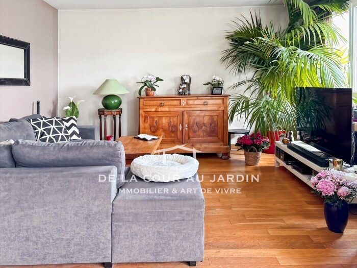 Appartement 4 pièces à vendre à La Celle-Saint-Cloud, Le Centre