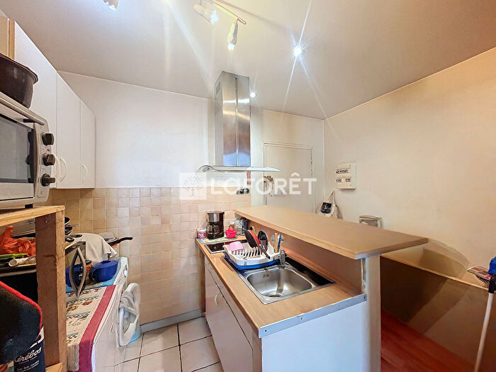 Appartement à vendre - Castelsarrasin, Centre-ville - 1 pièce - 1 chambre