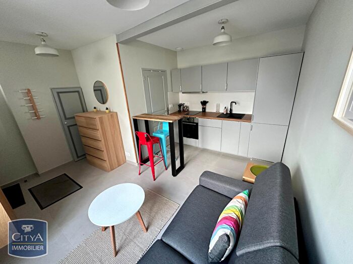 Appartement à louer - Châteauroux, Centre-ville, Les Marins - 1 pièce