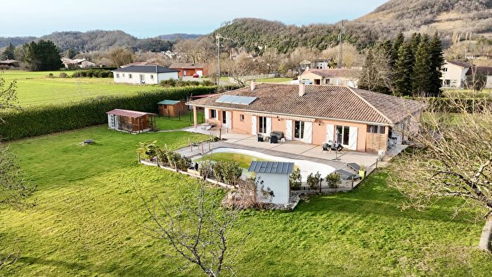 Maison à vendre - Saint-Martory - 6 pièces - 3 chambres