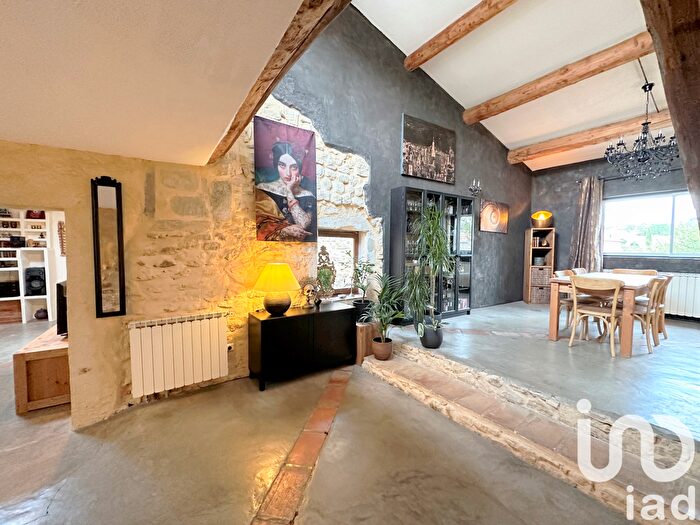 Maisons à vendre et appartements à louer - 1