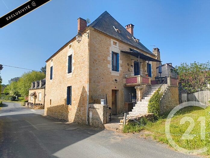 Milhac - Maison 10 pièces à vendre