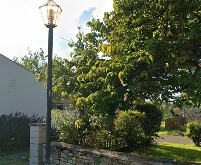 Maison 4 pièces à Saint-Martin-des-Fontaines, à vendre