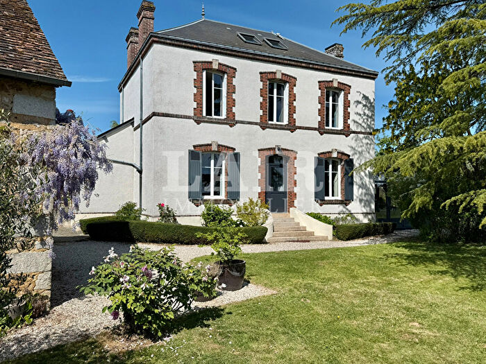 Maison 7 pièces à La Ferrière-Bochard, à vendre