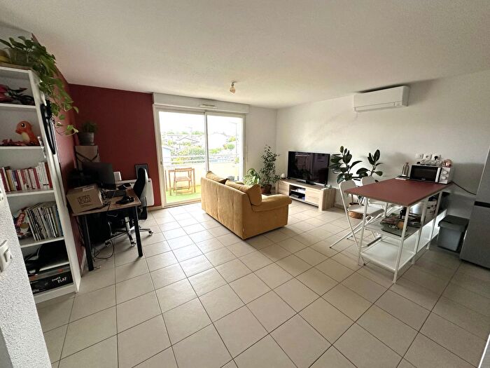 Appartement à louer - Bruges, Tasta Sud, Petit Bruges, Béquigneaux - 2 pièces - 1 chambre