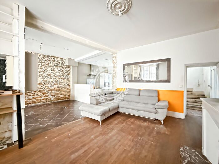 Maison à vendre - Chaumes-en-Brie - 5 pièces - 3 chambres