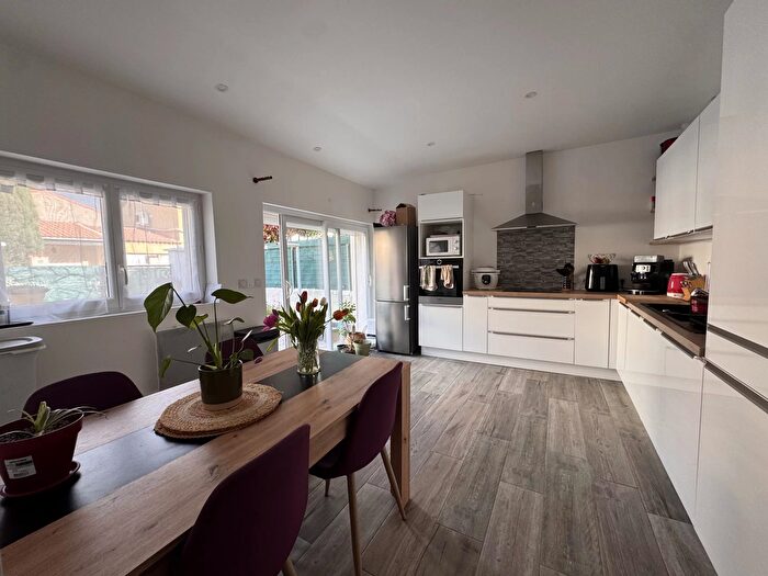 Maison 4 pièces à vendre à Narbonne, Bourg