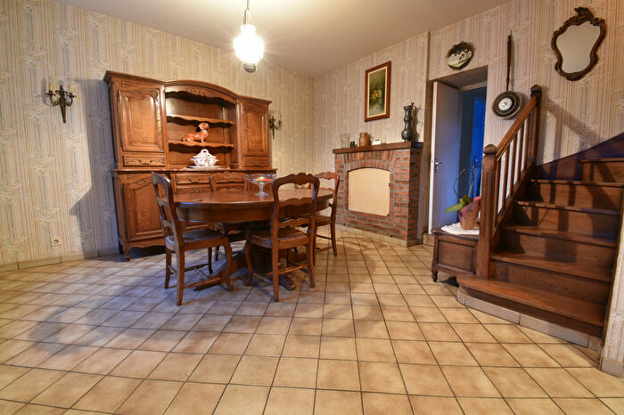 Maison à vendre - Le Teilleul - 5 pièces - 1 chambre