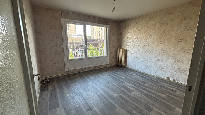 Appartement à louer - Saint-Étienne, Tardy, Colline des Pères, Bizillon - 2 pièces - 1 chambre