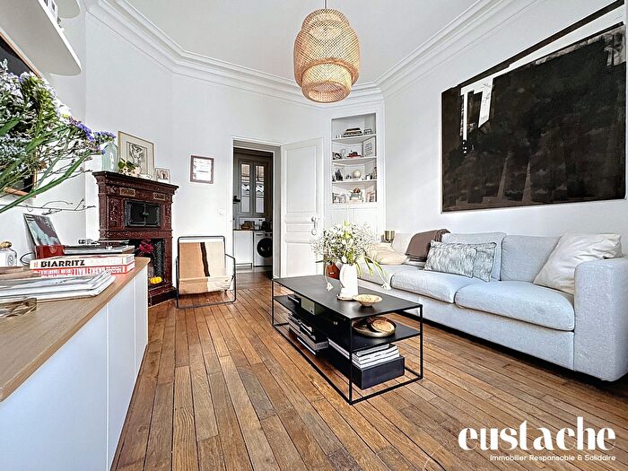 Appartement à vendre - Paris e , Passy, Maison de la Radio, Muette-Sud - 3 pièces - 2 chambres