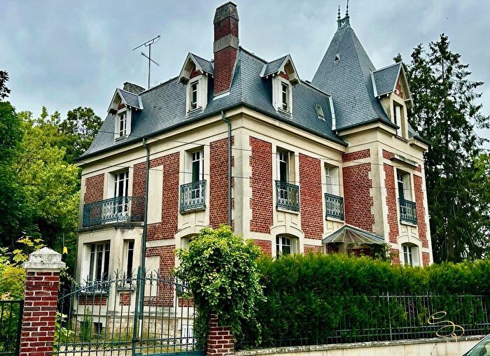 Compiègne, Saint-Lazare, Les Avenues : Maison 10 pièces à vendre