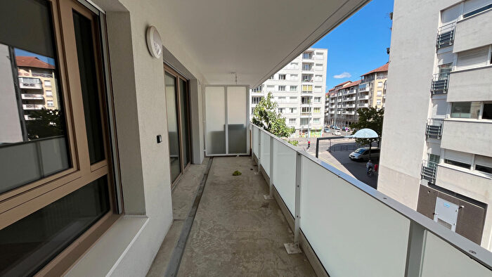 Appartement 3 pièces à louer à Villeurbanne, Ferrandière, Maisons Neuves