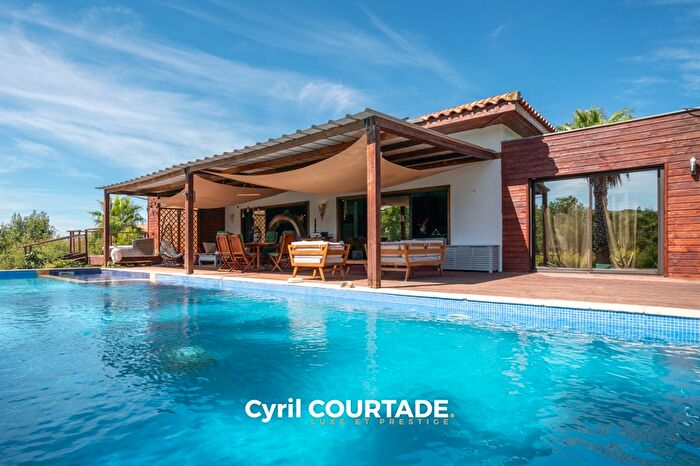 Maison à vendre - Agde, Le Grau dAgde - 7 pièces - 6 chambres