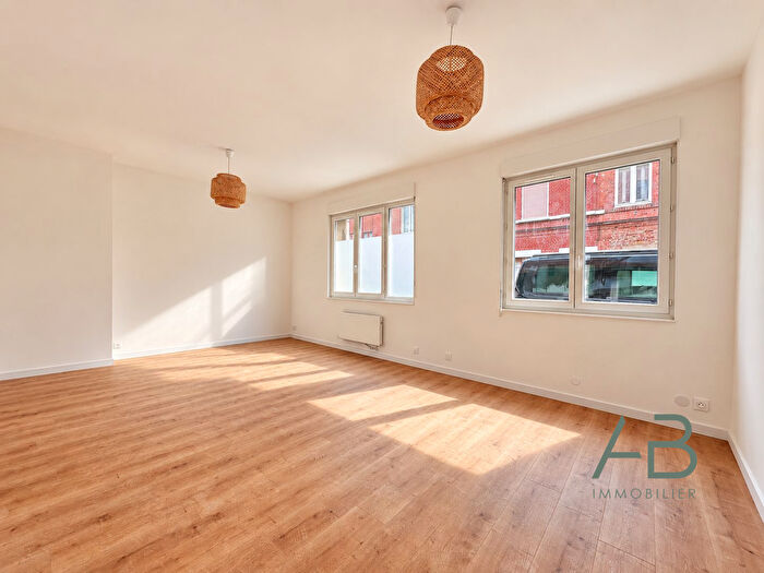 Hellemmes-Lille, Hellemmes, Barrière : Appartement 2 pièces à vendre