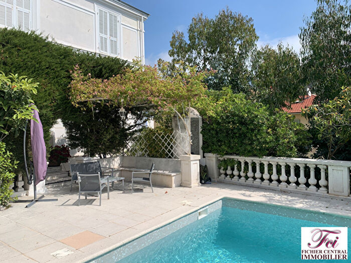 Maison à vendre - Menton - 11 pièces - 7 chambres