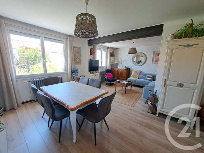 Maison 5 pièces à vendre à Saint-Sébastien-sur-Loire, Est