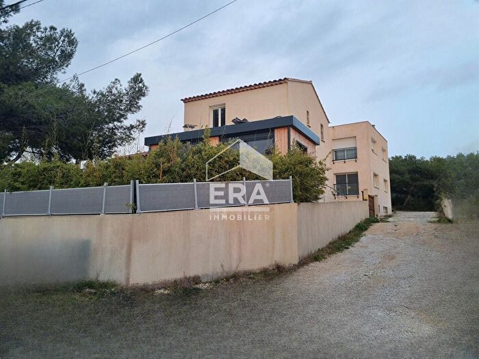 Maison à vendre - Martigues, Saint-Julien - 5 pièces - 4 chambres