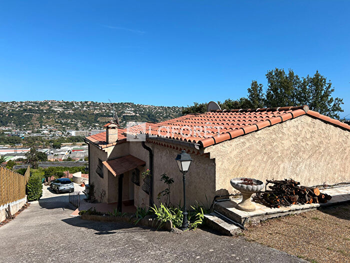 Maison à vendre - Saint-Laurent-du-Var, Tuilière, Sainte-Petronille, Les Crottes, Tour, Iscles - 8 pièces - 6 chambres