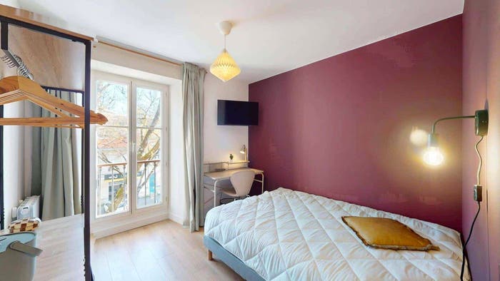 Saint Augustin, Tauzin, Alphonse Dupeux, Bordeaux : Appartement 1 pièce à louer