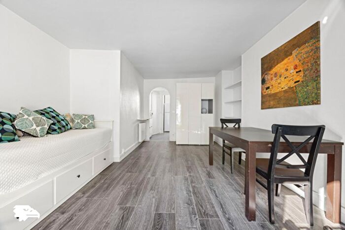 Paris 5ème, Val de Grâce : Appartement 1 pièce à vendre