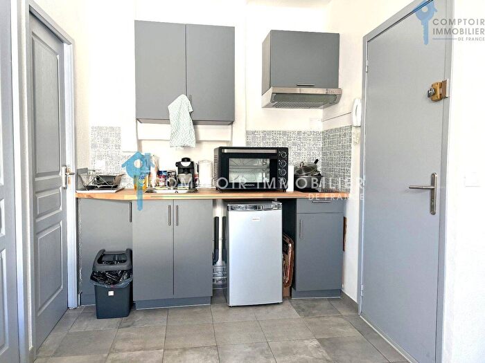 Appartement à louer - Nîmes - 2 pièces - 1 chambre