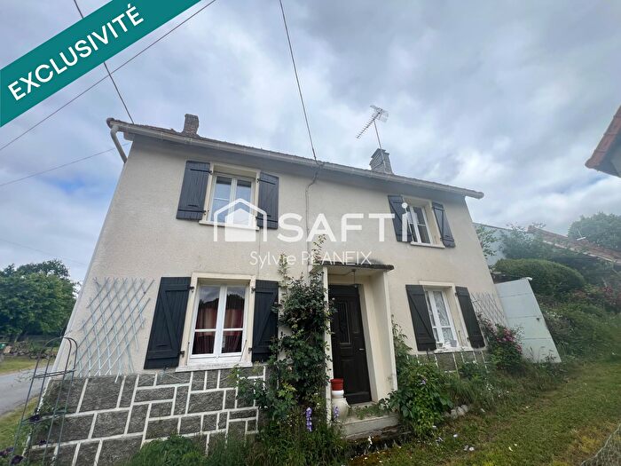 Maison 12 pièces à vendre à Magnat-l'Étrange