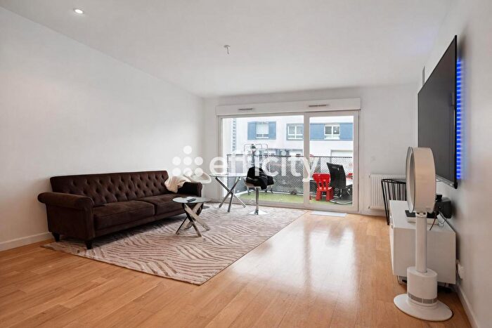 Appartement à vendre - Pantin, Les Courtillières - 3 pièces - 2 chambres