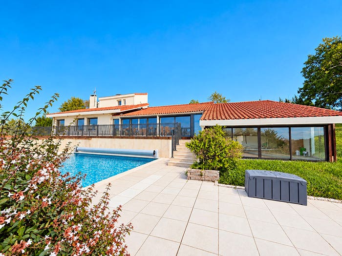 Pujols - Maison 6 pièces à vendre