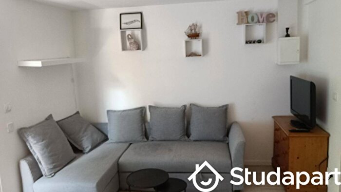 Appartement à louer - Grieu-Vallon Suisse-Saint Milaire-Mont Gargan, Rouen - 2 pièces - 1 chambre