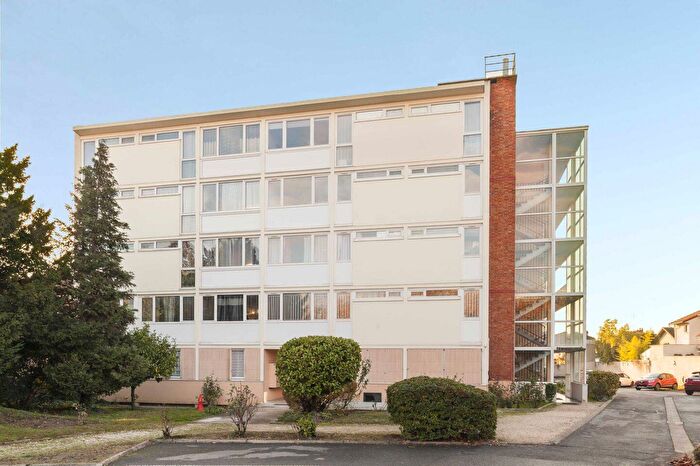 Appartement à louer - La Pie, Saint-Maur-des-Fossés - 3 pièces - 2 chambres