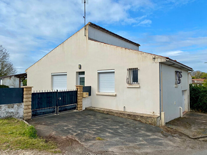 Maison à vendre - Beurlay - 4 pièces - 2 chambres