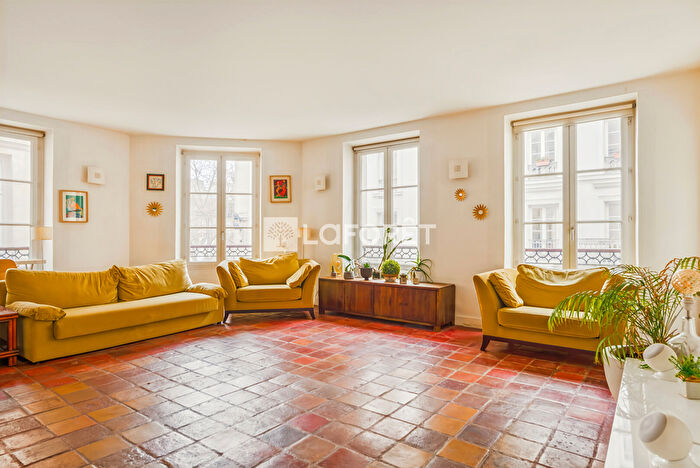 Appartement à vendre - Paris e , Saint-Merri - 5 pièces - 4 chambres