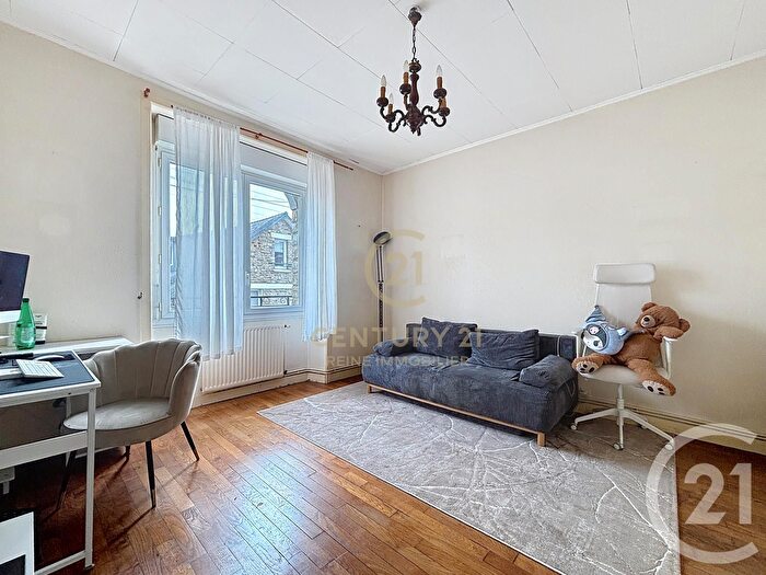 Maisons à vendre et appartements à louer - 3