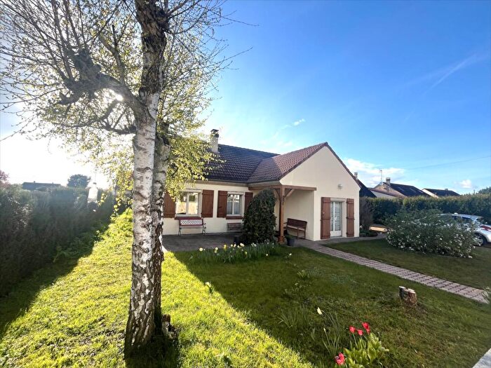 Maison 4 pièces à Amilly, à vendre