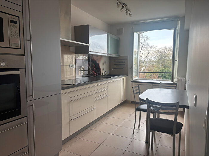 Appartement à louer - Bayeux, Centre-ville, Saint-Jean - 4 pièces - 3 chambres