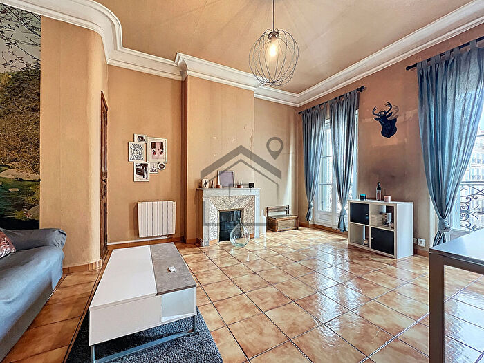 Appartement à vendre - Marseille e , La Joliette - 4 pièces - 2 chambres