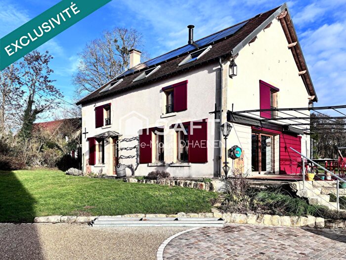 Maison à vendre - Alligny-Cosne - 6 pièces - 4 chambres