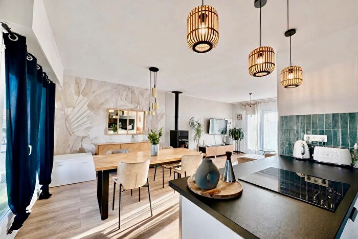 Maison à vendre - Vecquemont - 6 pièces - 4 chambres