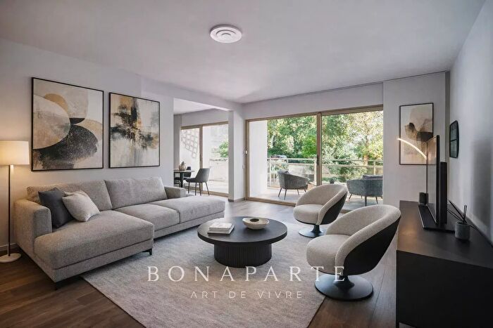 Appartement à vendre - Pau, Centre-ville - 5 pièces - 4 chambres