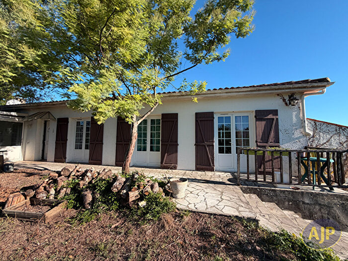 Maison 5 pièces à Pons, à vendre
