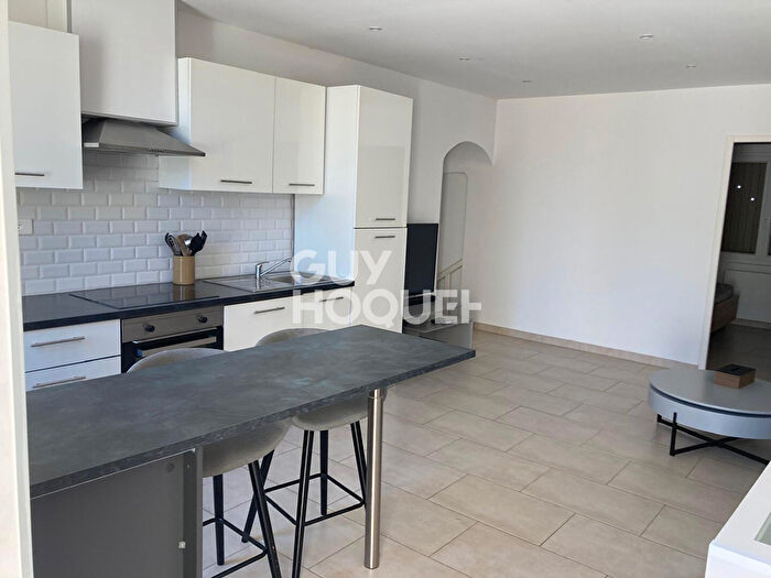 Maison à vendre - Cavaillon, Centre-ville - 4 pièces - 2 chambres